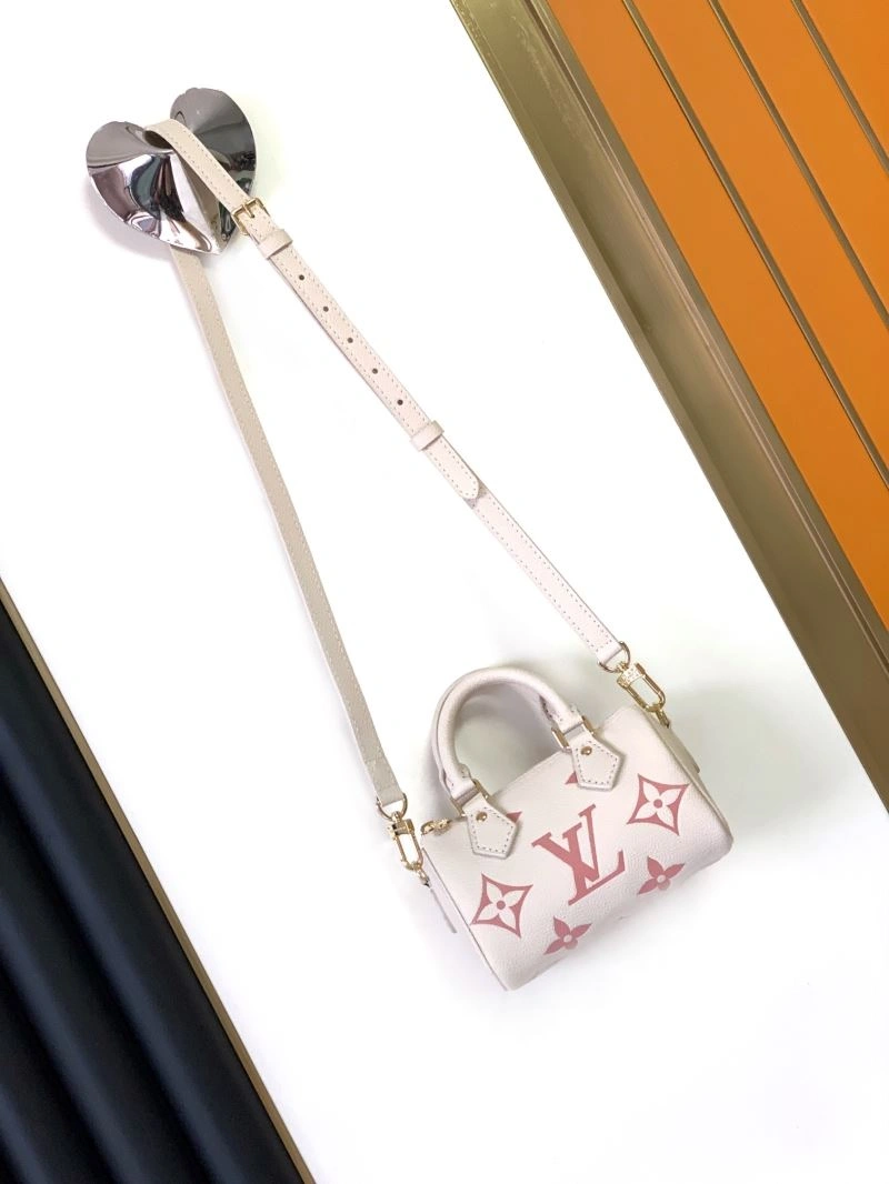 Exact replica Louis Vuitton Speedy Bags