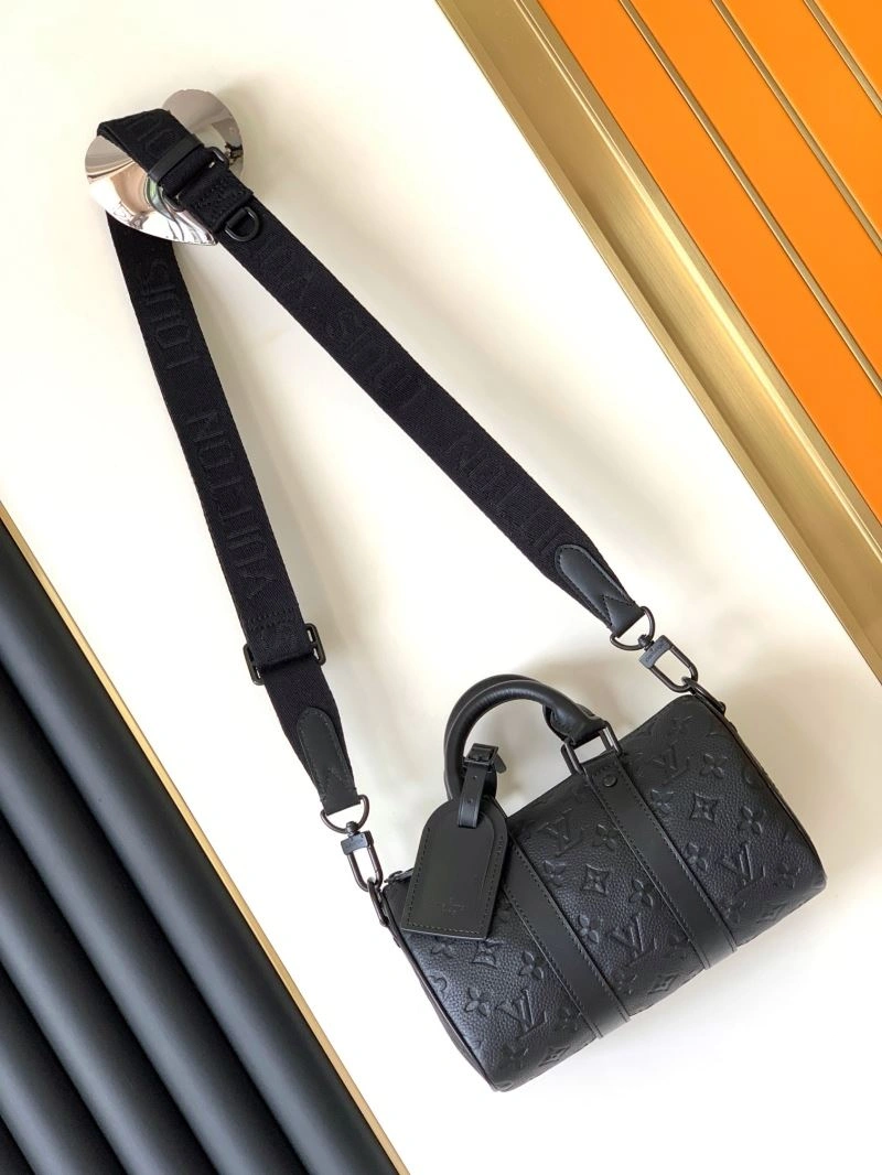 Exact replica Louis Vuitton Speedy Bags