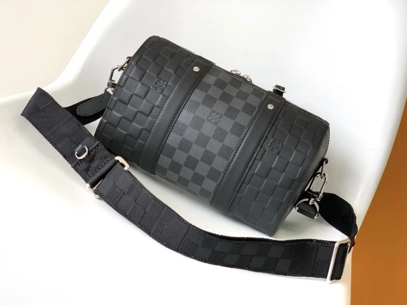 Brand-authenticated Louis Vuitton Speedy Bags