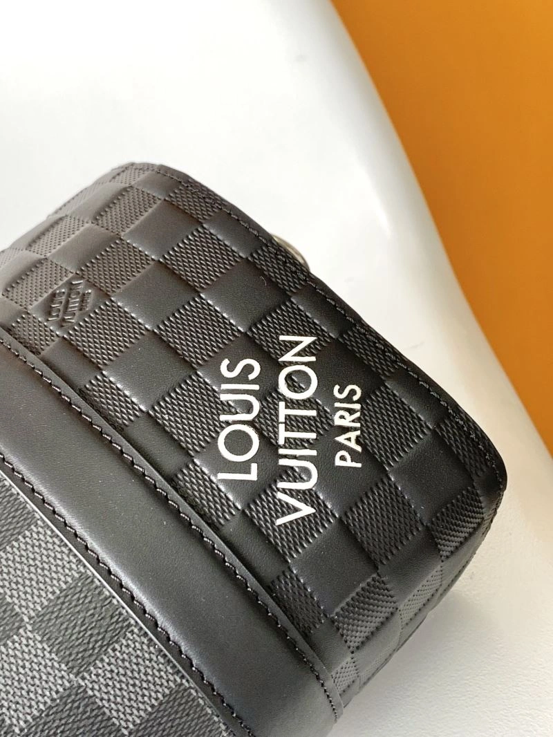 Brand-authenticated Louis Vuitton Speedy Bags