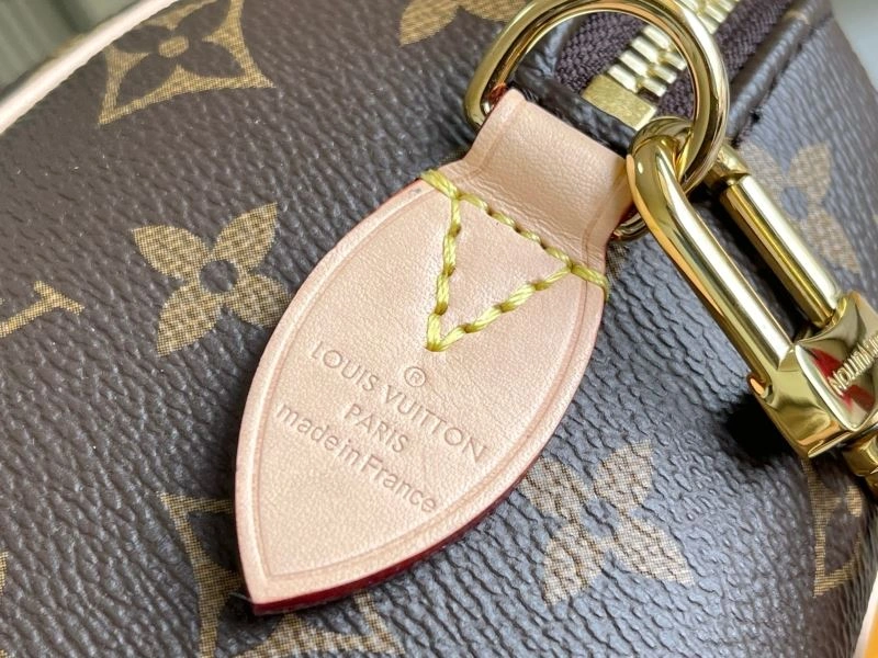 Brand-authenticated Louis Vuitton Speedy Bags