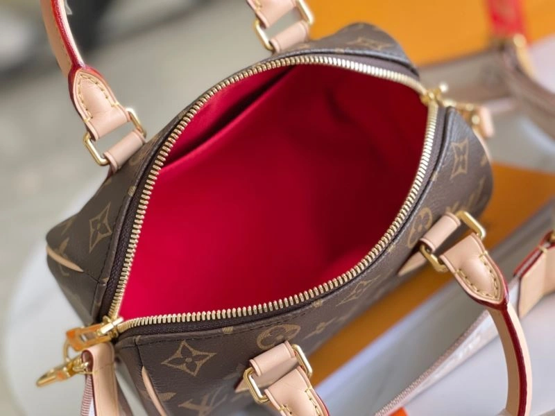 Brand-authenticated Louis Vuitton Speedy Bags
