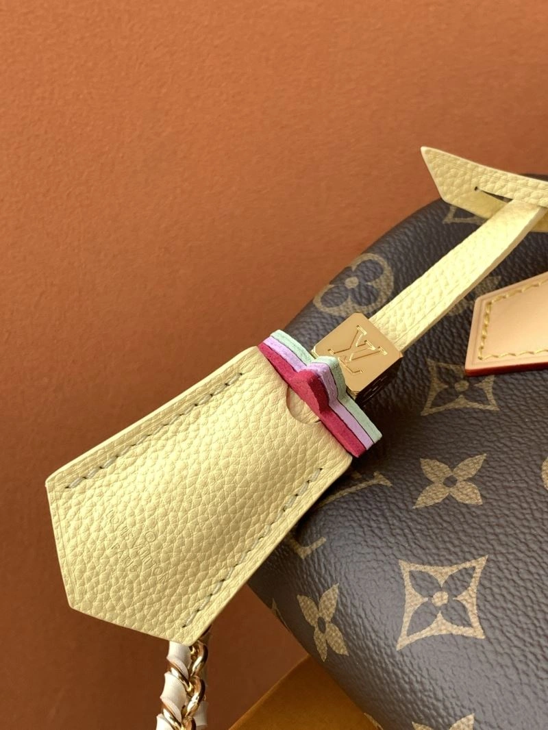 Indistinguishable Louis Vuitton Speedy Bags