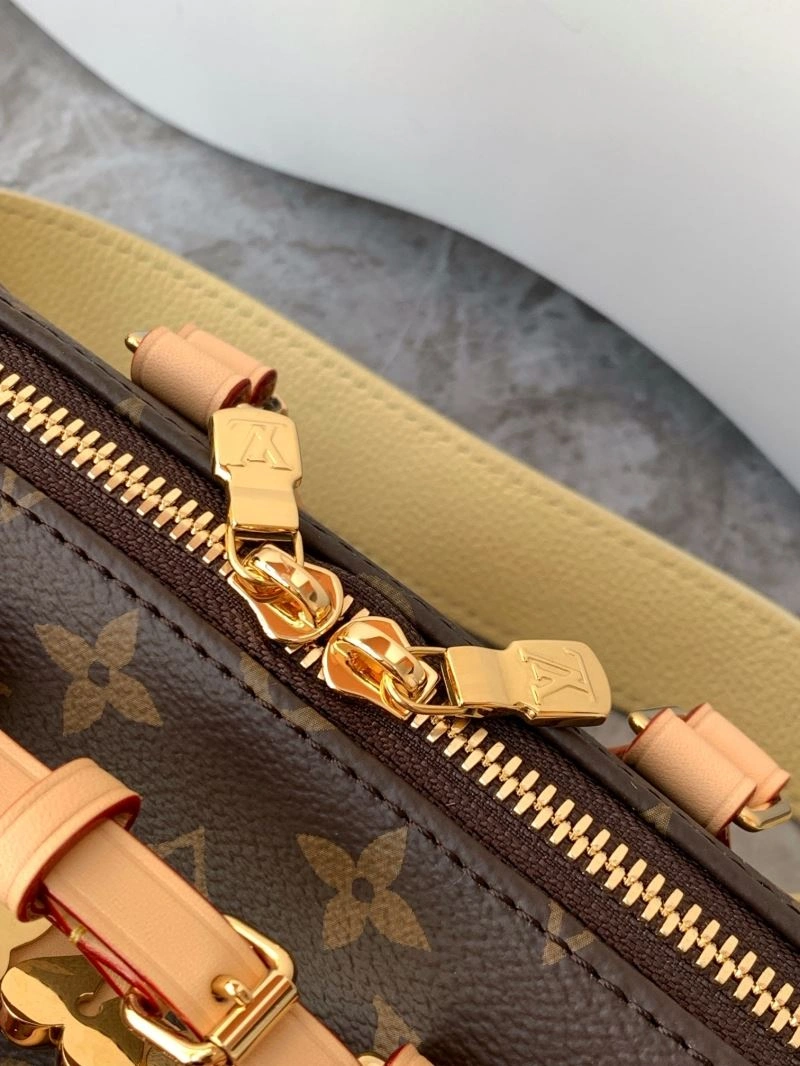 Indistinguishable Louis Vuitton Speedy Bags