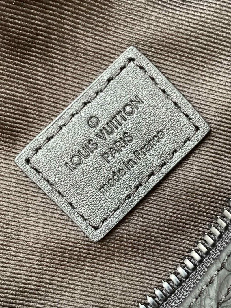 Exact replica Louis Vuitton Speedy Bags