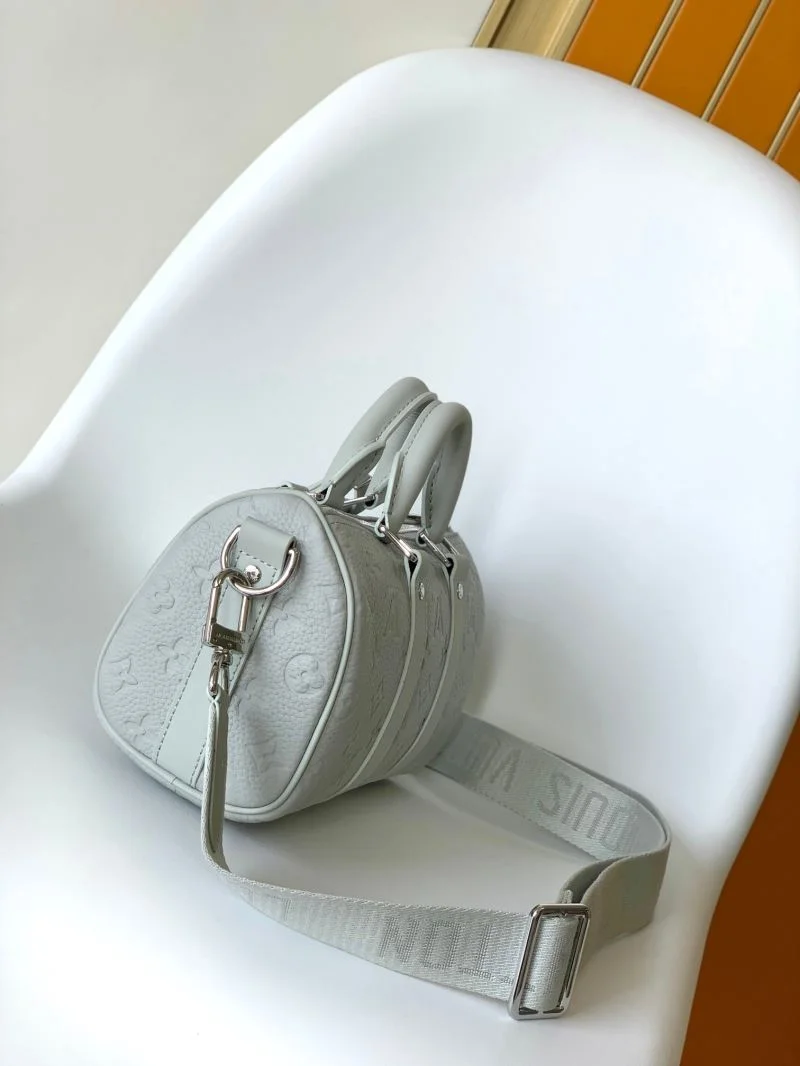 Low-cost Louis Vuitton Speedy Bags