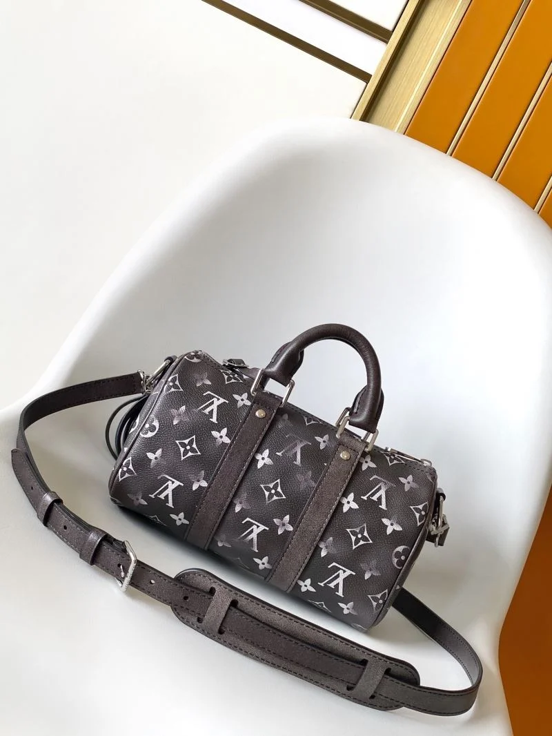 Exact replica Louis Vuitton Speedy Bags
