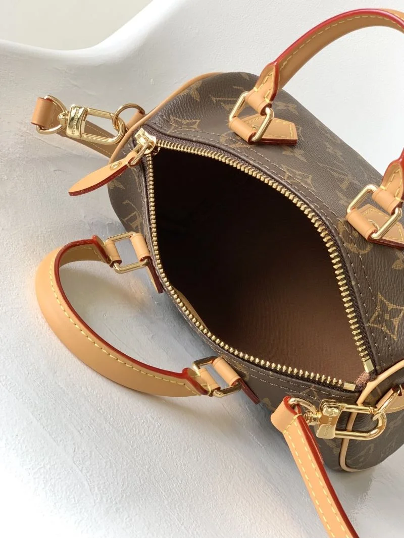 Top mirror Louis Vuitton Speedy Bags