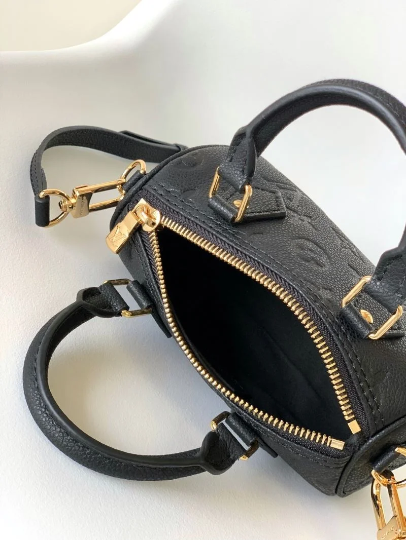 Exact replica Louis Vuitton Speedy Bags