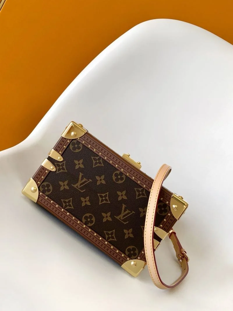 Exact replica Louis Vuitton Speedy Bags