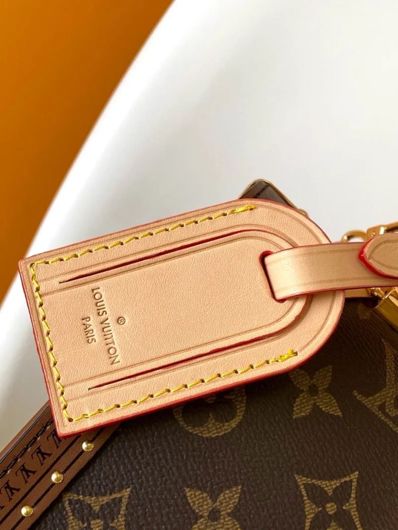 Exact replica Louis Vuitton Speedy Bags
