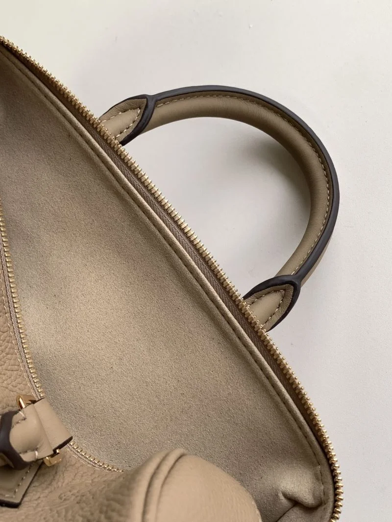 Inexpensive Louis Vuitton Speedy Bags