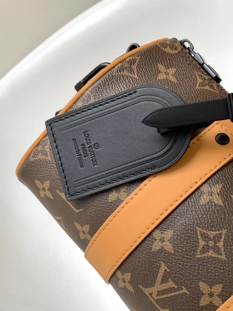Brand-authenticated Louis Vuitton Speedy Bags