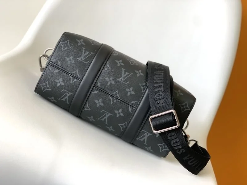 Value-priced Louis Vuitton Speedy Bags