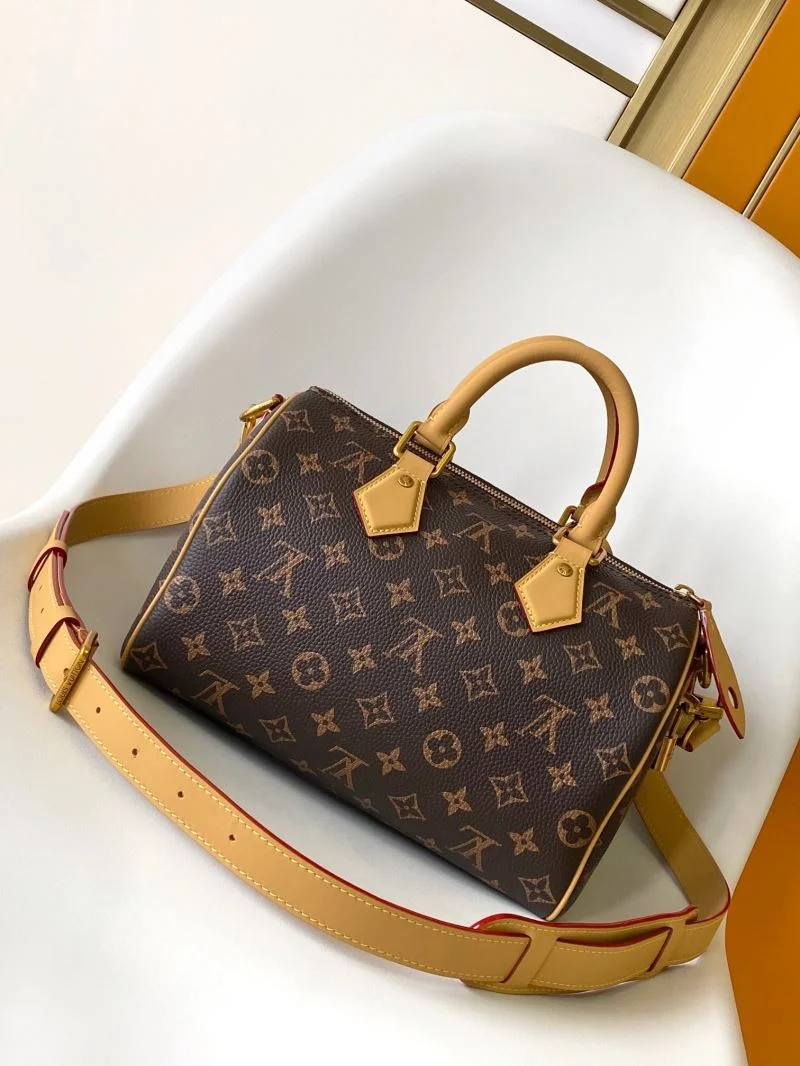 Top mirror Louis Vuitton Speedy Bags
