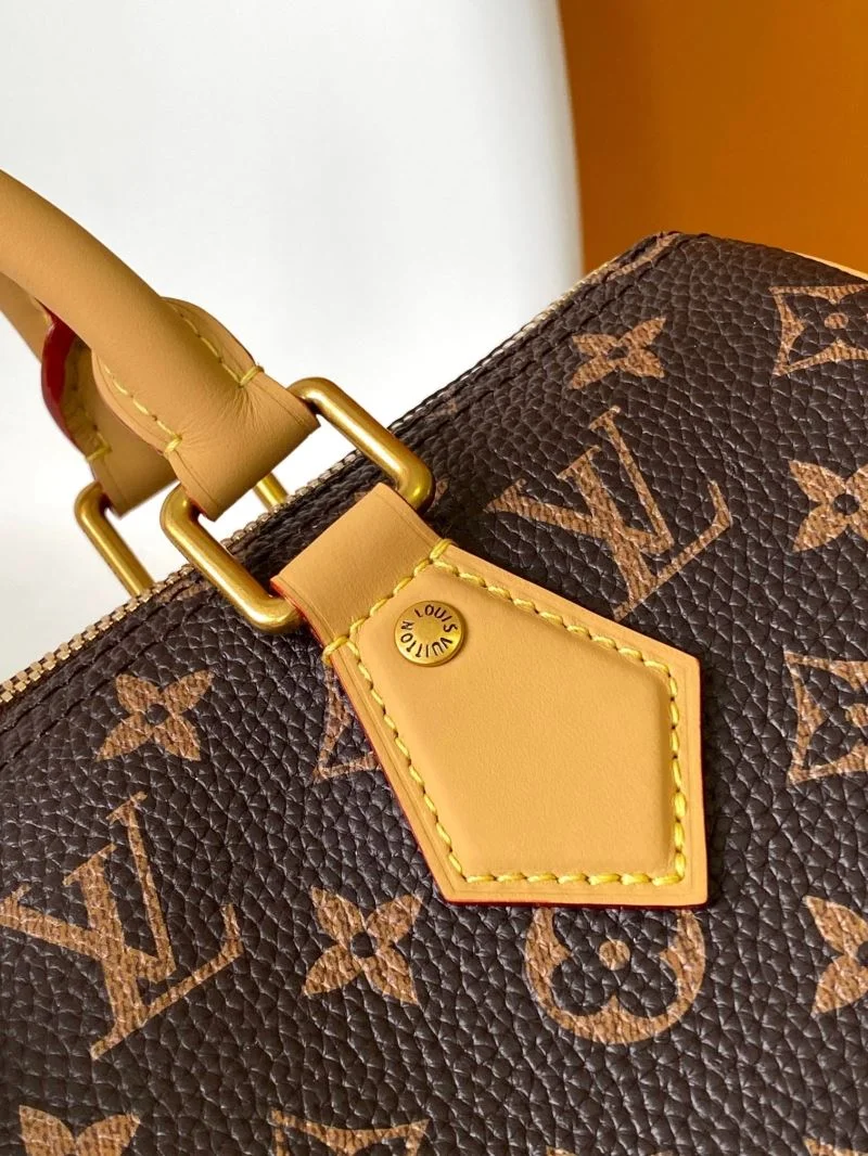 Top mirror Louis Vuitton Speedy Bags