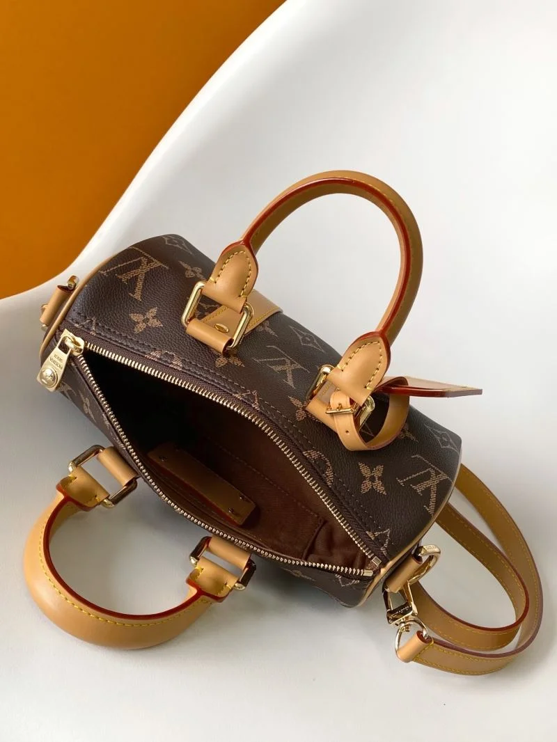 Exact replica Louis Vuitton Speedy Bags