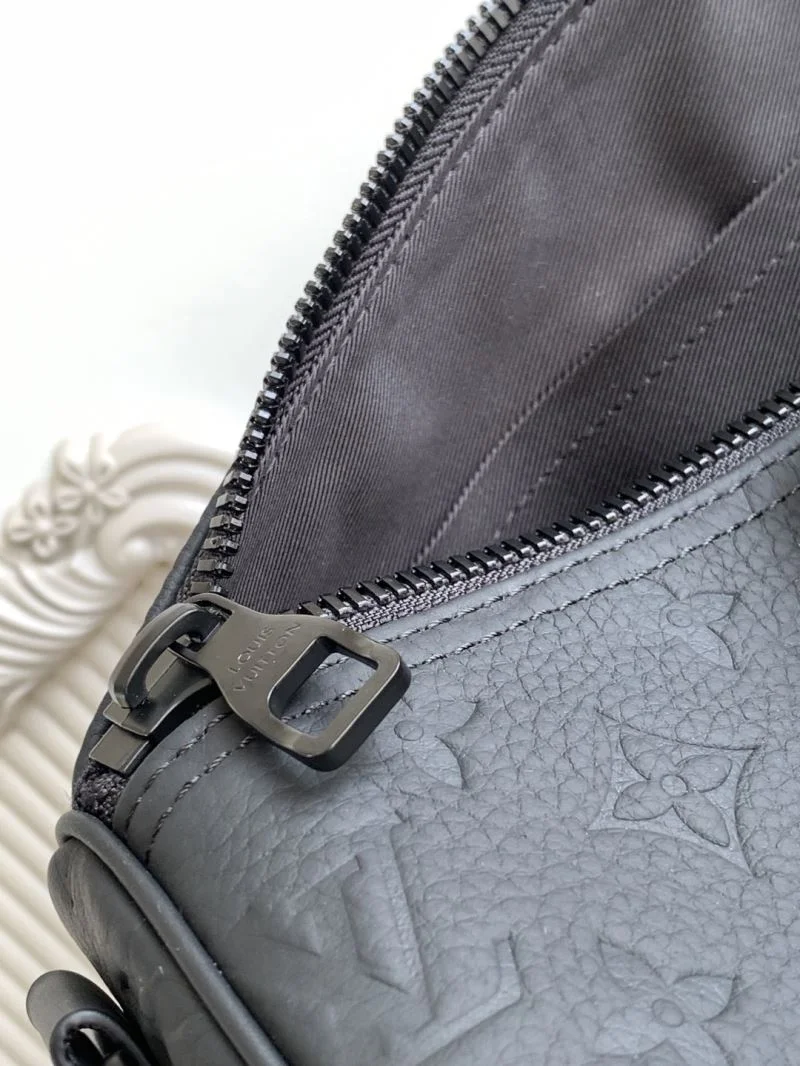 Mirror quality Louis Vuitton Speedy Bags