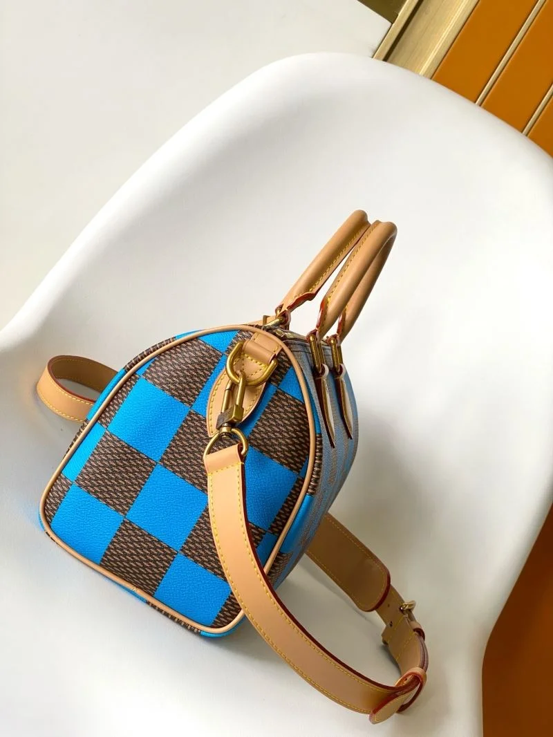 Exact replica Louis Vuitton Speedy Bags