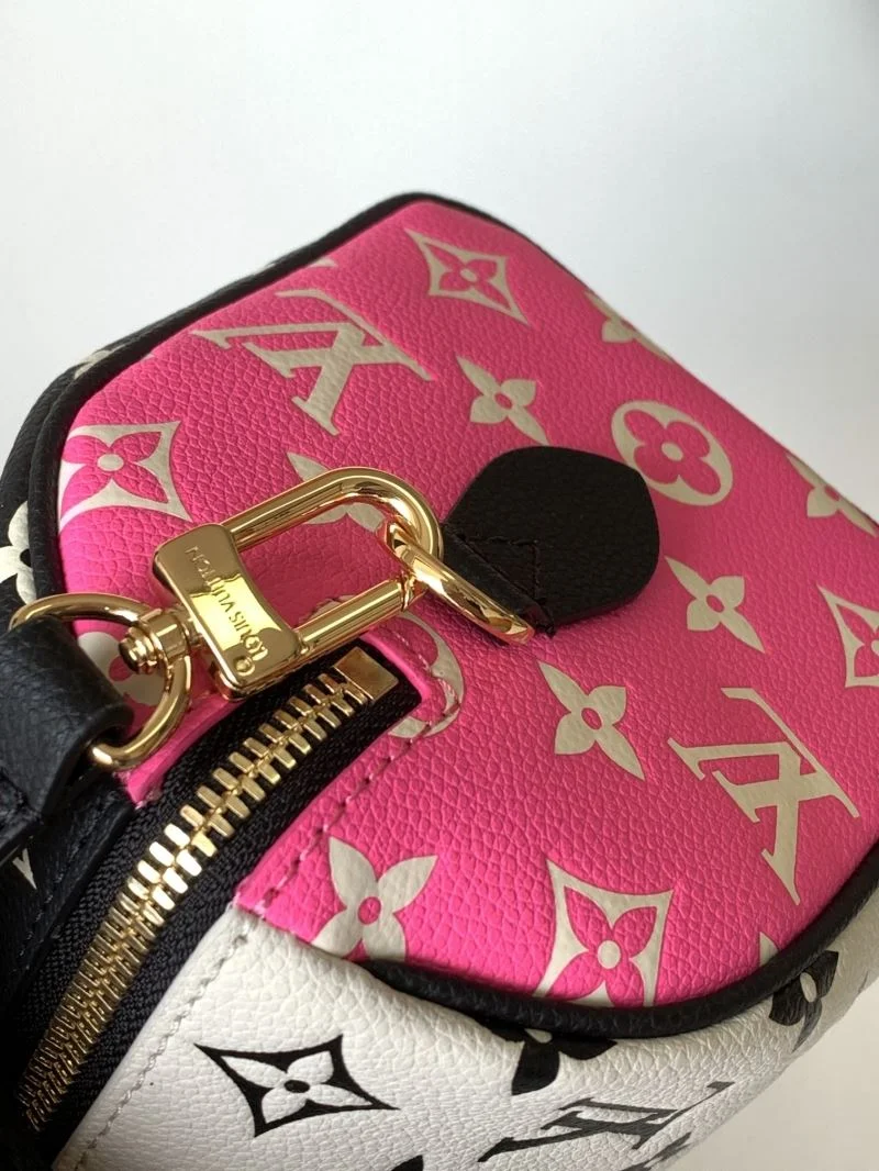 Brand-authenticated Louis Vuitton Speedy Bags