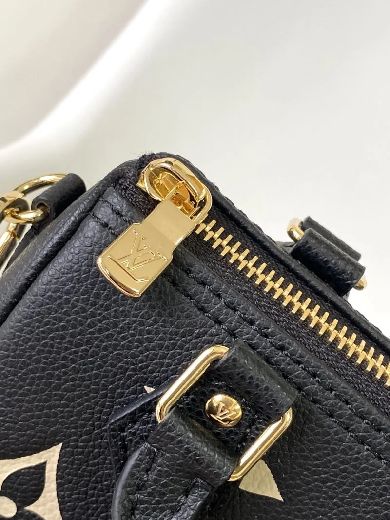 Cut-rate Louis Vuitton Speedy Bags