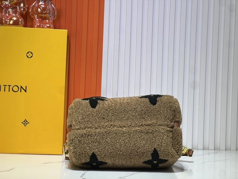 Brand-authenticated Louis Vuitton Speedy Bags
