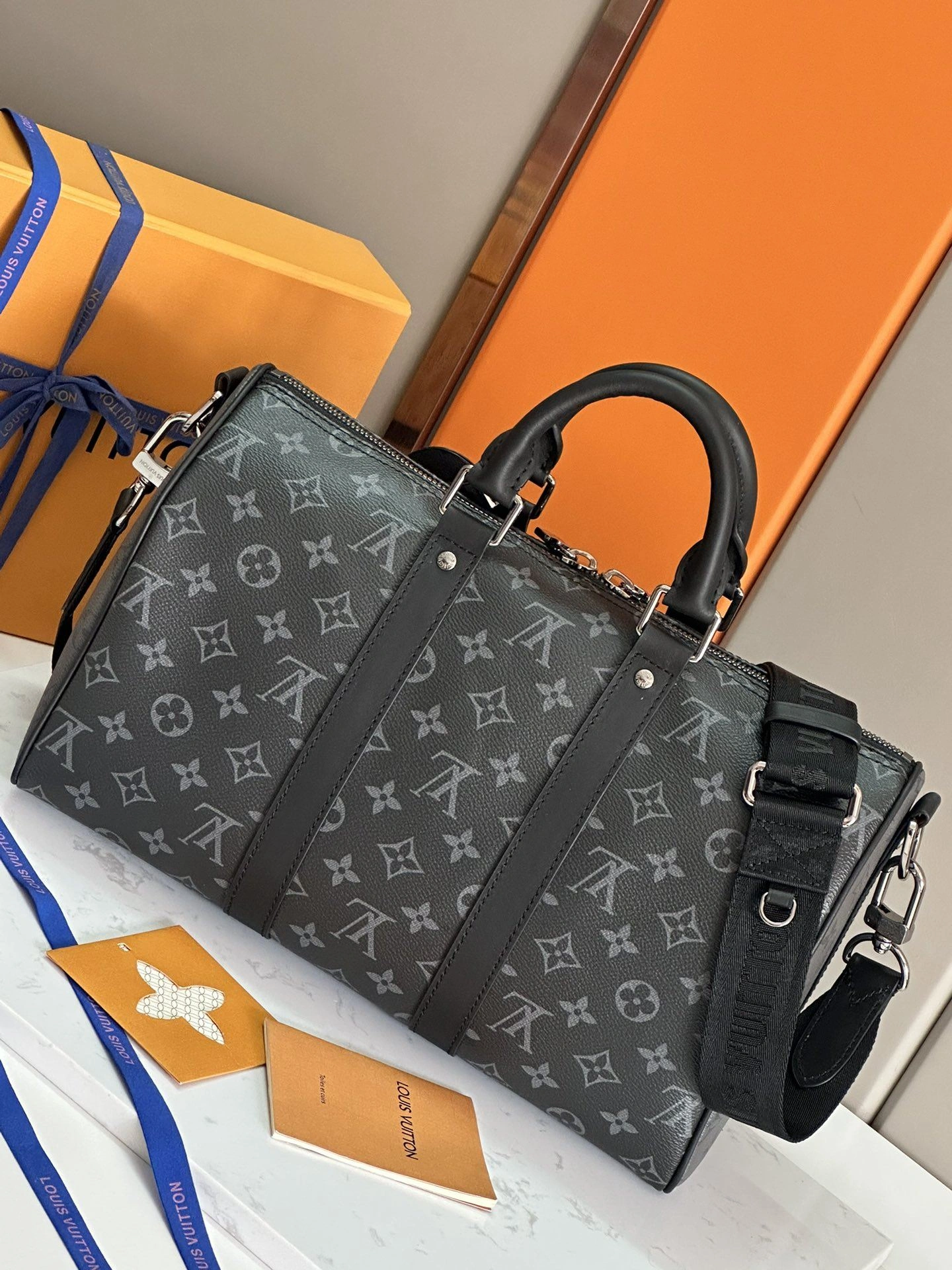 Official Louis Vuitton Speedy Bags