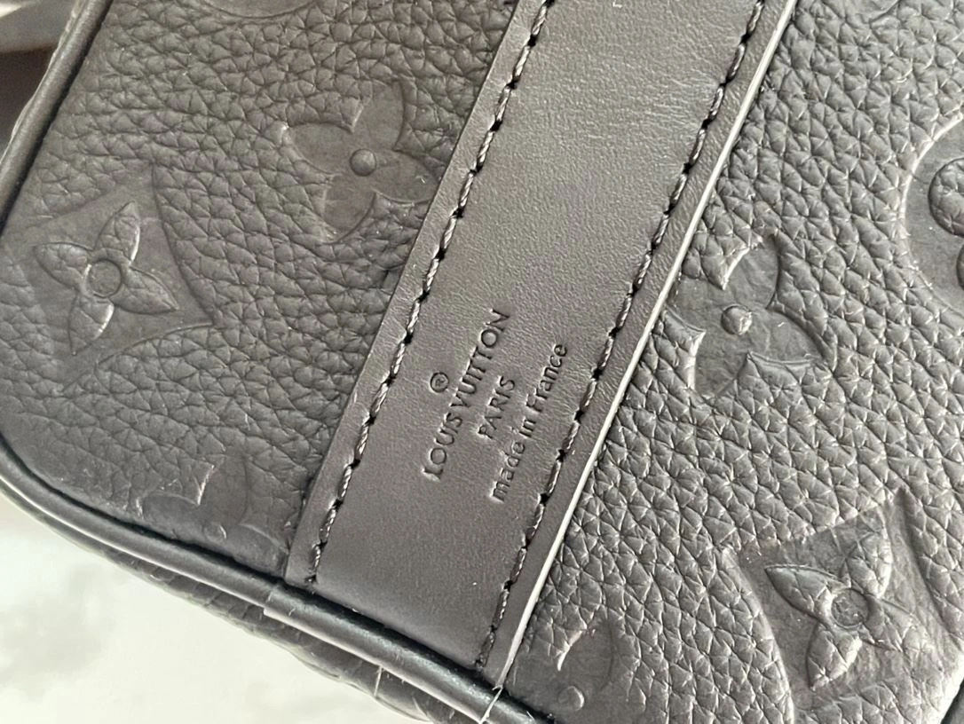 Authentic Louis Vuitton Speedy Bags