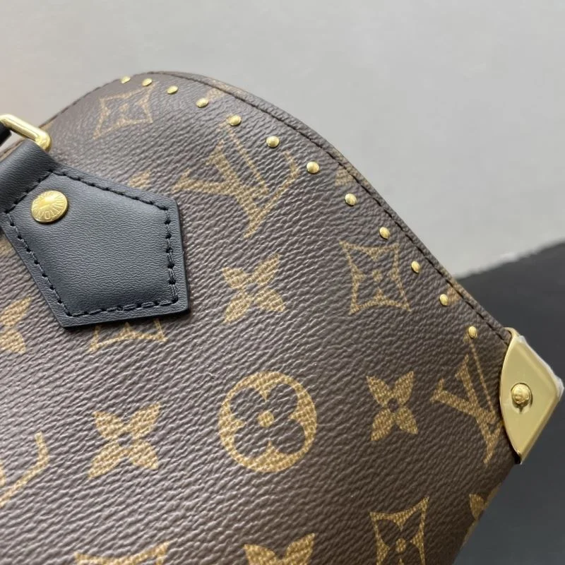 Cut-rate Louis Vuitton Speedy Bags
