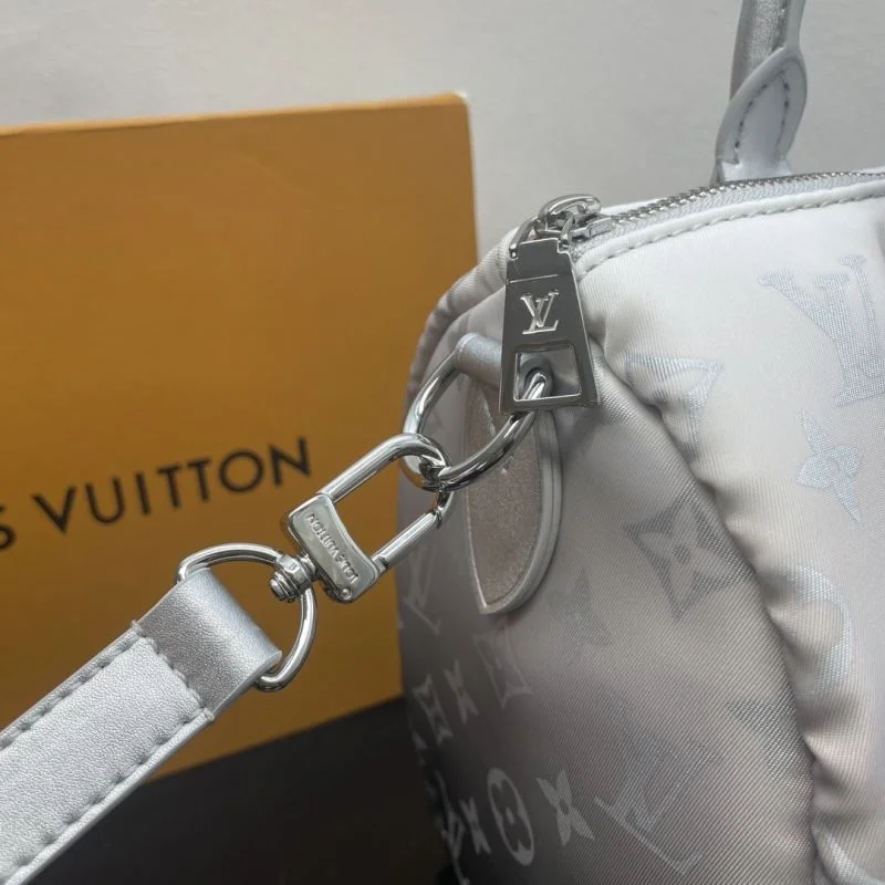 Indistinguishable Louis Vuitton Speedy Bags