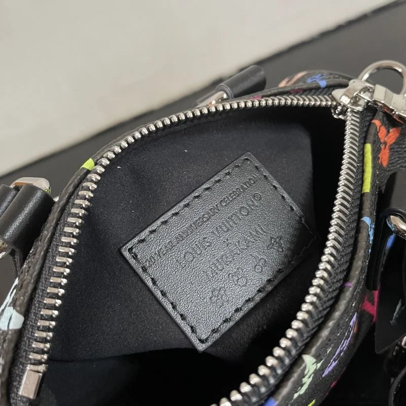 Low-cost Louis Vuitton Speedy Bags