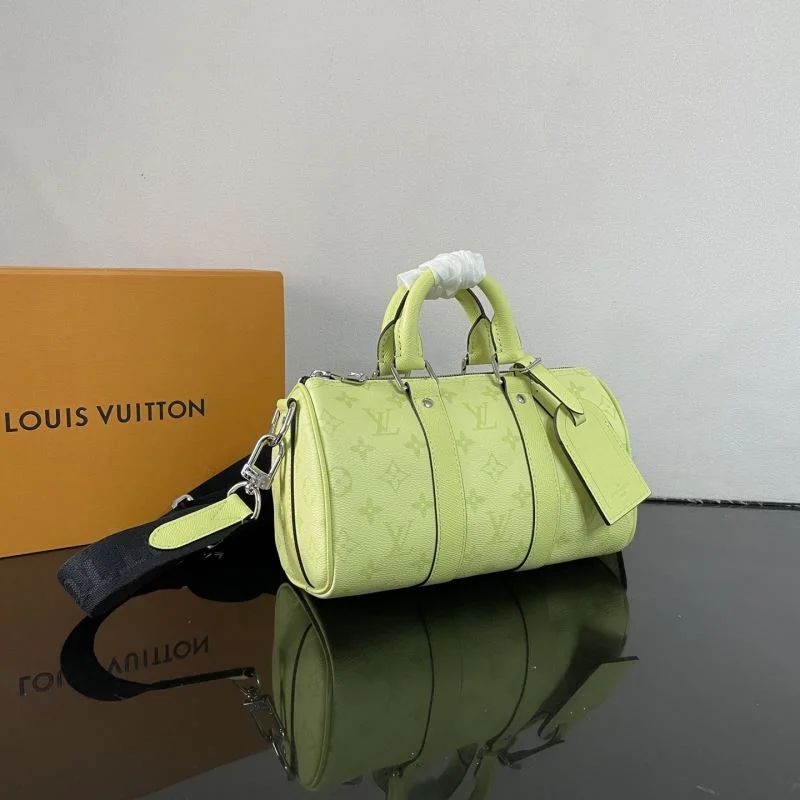 Exact replica Louis Vuitton Speedy Bags