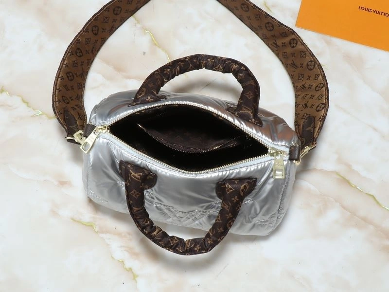 Inexpensive Louis Vuitton Speedy Bags