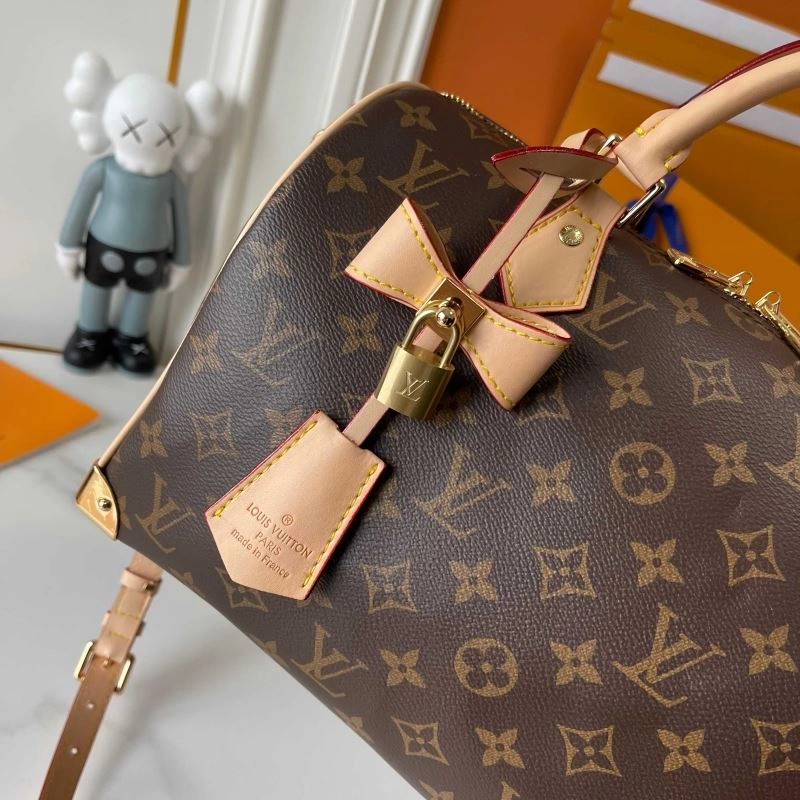 Exact replica Louis Vuitton Speedy Bags