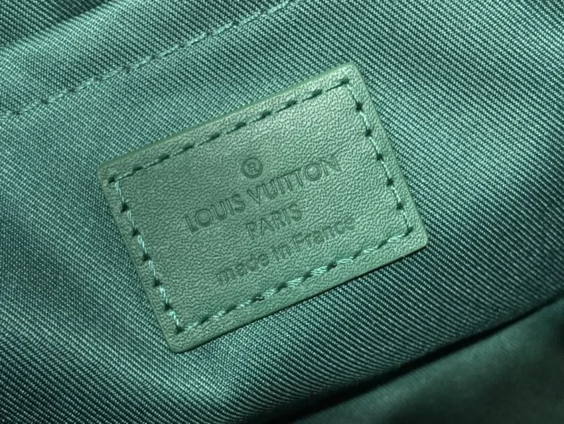 Value-priced Louis Vuitton Speedy Bags