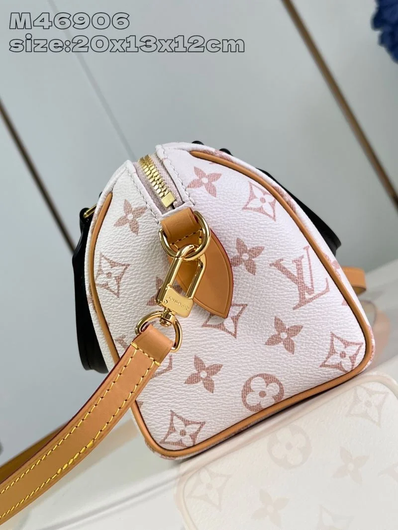 Indistinguishable Louis Vuitton Speedy Bags