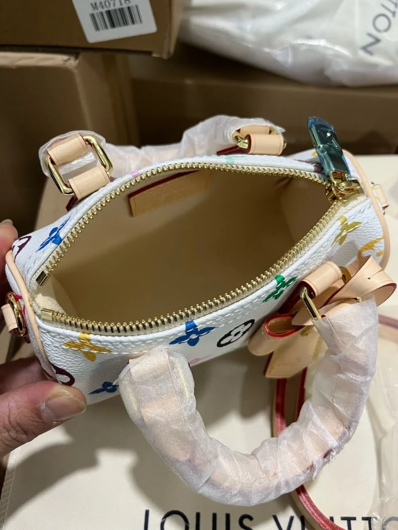 Top mirror Louis Vuitton Speedy Bags