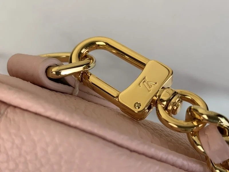 Indistinguishable Louis Vuitton Speedy Bags