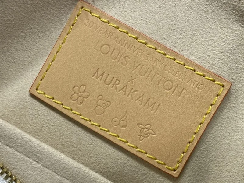 Indistinguishable Louis Vuitton Speedy Bags