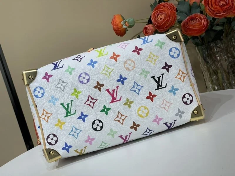 Indistinguishable Louis Vuitton Speedy Bags