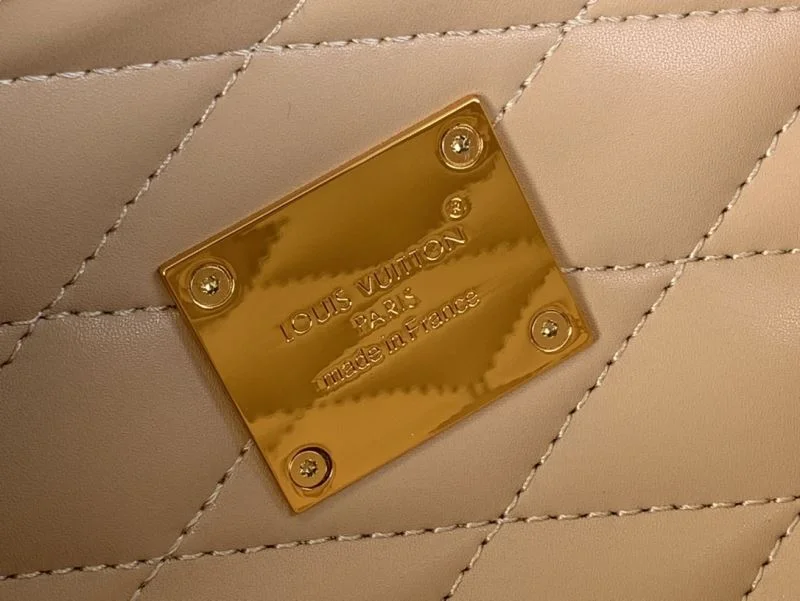 Exact replica Louis Vuitton Speedy Bags