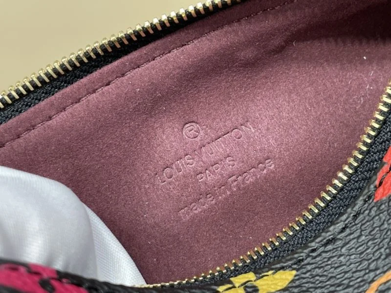 Cut-rate Louis Vuitton Speedy Bags