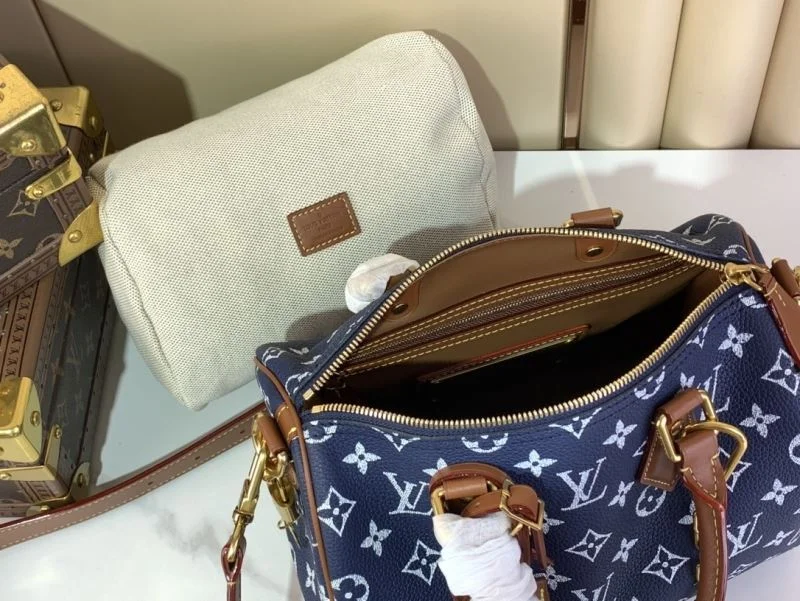 Top mirror Louis Vuitton Speedy Bags