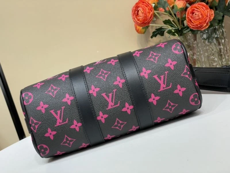Indistinguishable Louis Vuitton Speedy Bags