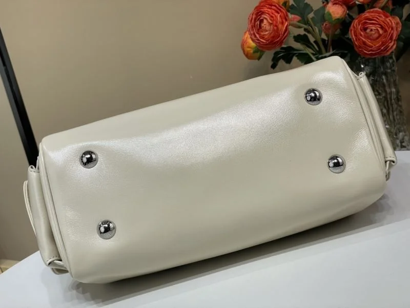 Cut-rate Louis Vuitton Speedy Bags