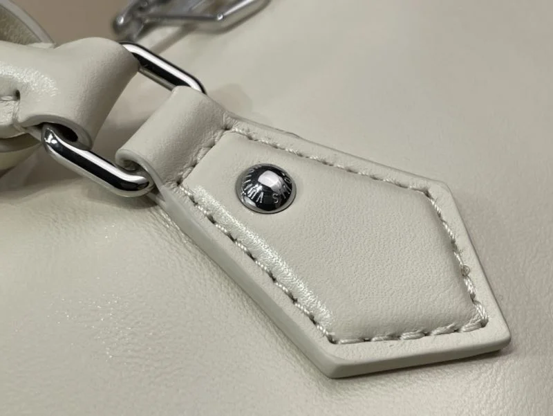 Cut-rate Louis Vuitton Speedy Bags