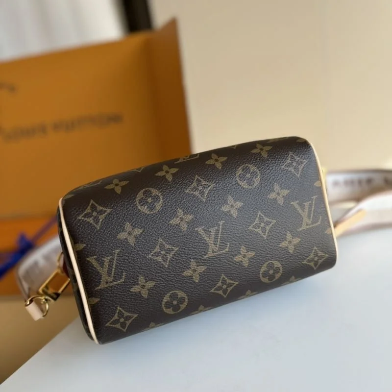 Brand-authenticated Louis Vuitton Speedy Bags