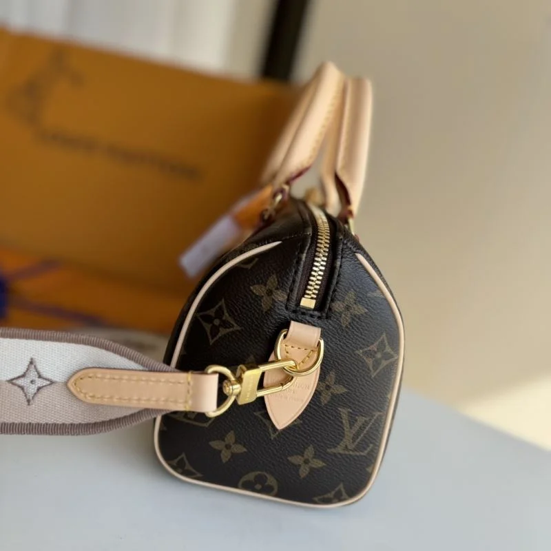 Brand-authenticated Louis Vuitton Speedy Bags