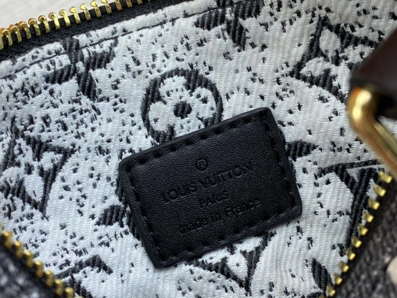 Mirror quality Louis Vuitton Speedy Bags