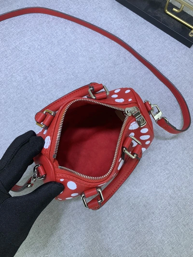 Indistinguishable Louis Vuitton Speedy Bags